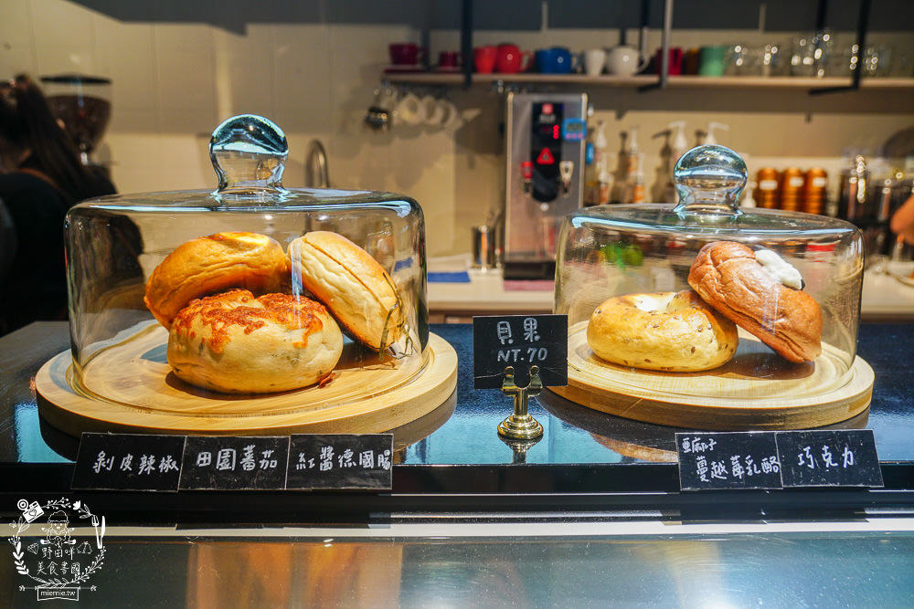 高雄咖啡廳[91°N Lounge]左營高鐵欣賞夕陽晚霞的景觀咖啡廳!提供舒適的商務包廂 – 野田咩的美食書國